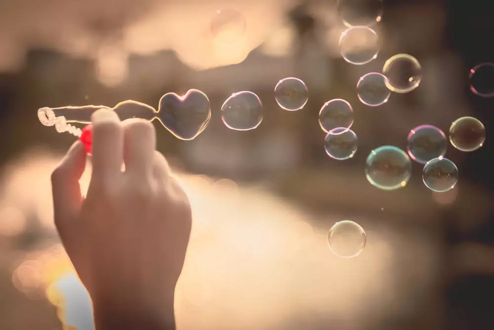 Préparer la Saint Valentin: quoi donner un gars pour une année de relation?