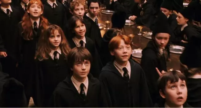 12 qaybood oo aan waligeen ka dareemin filimada ku saabsan dheryasameeyaha Harry Potter