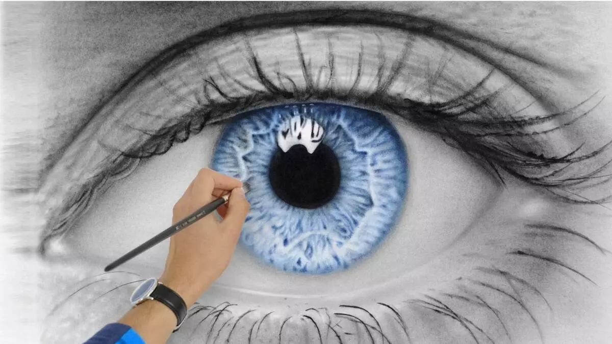 Comment dessiner les yeux d'une personne avec un crayon progressivement