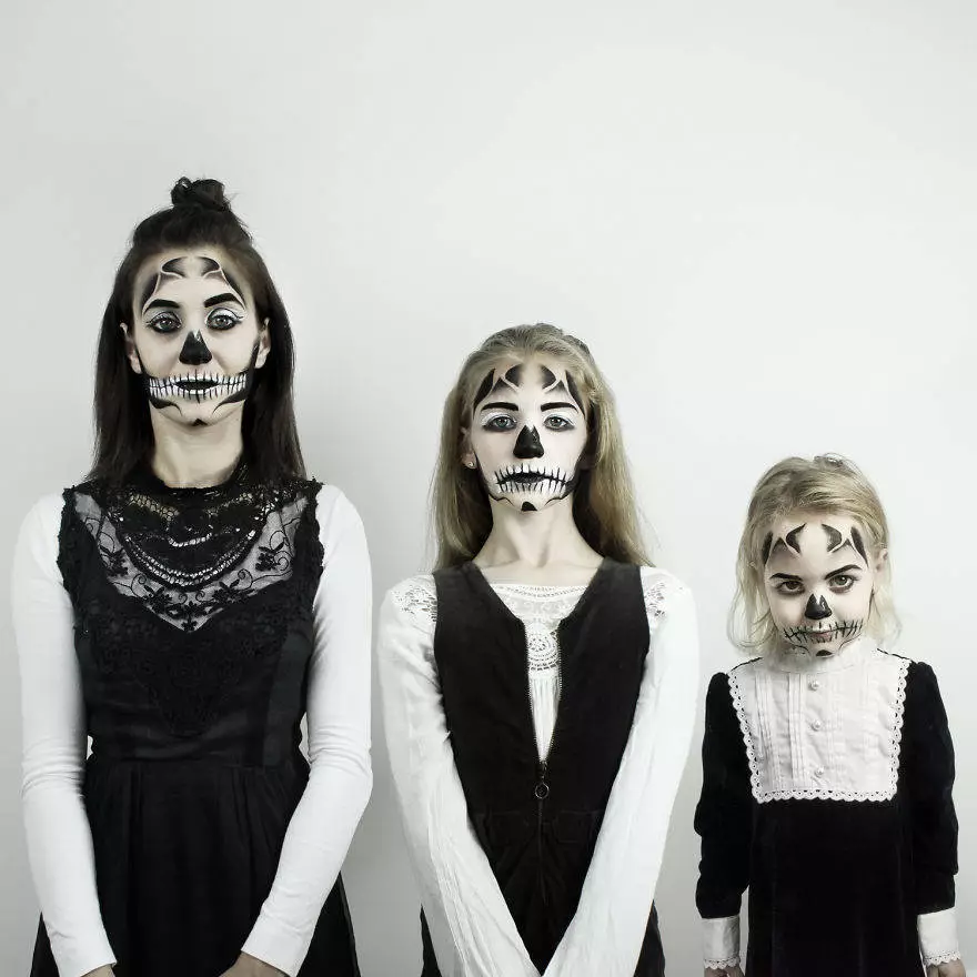 Incredibly touching: Mom makes cool pictures with loved daughters 1317_9