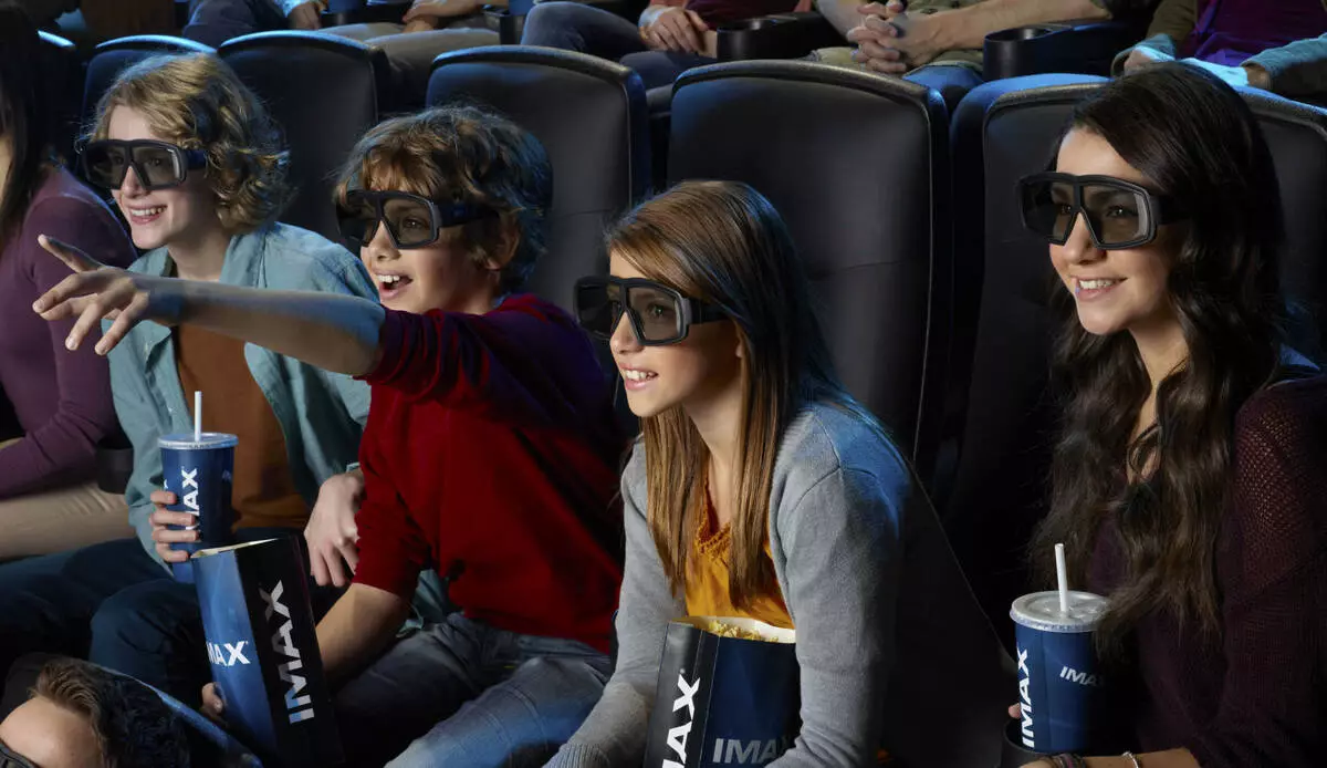 Karịa 3D dị iche na IMAX 3D