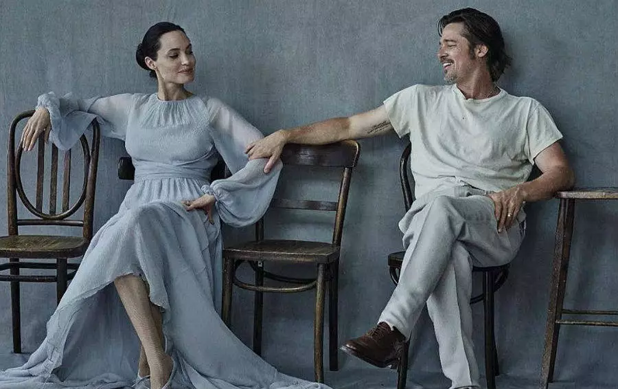 Angelina Jolie ati Brad Pitt