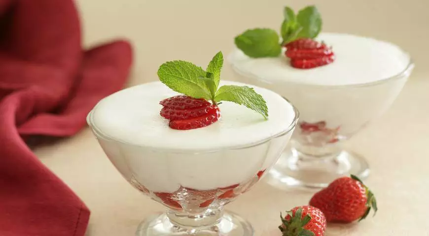 Crd Berry Mousse