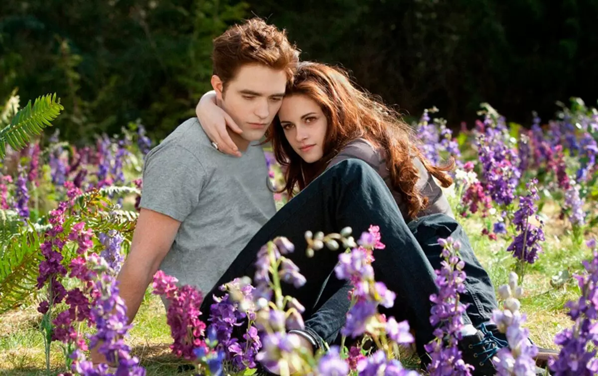 Hubungan Bella lan Edward Hubungan