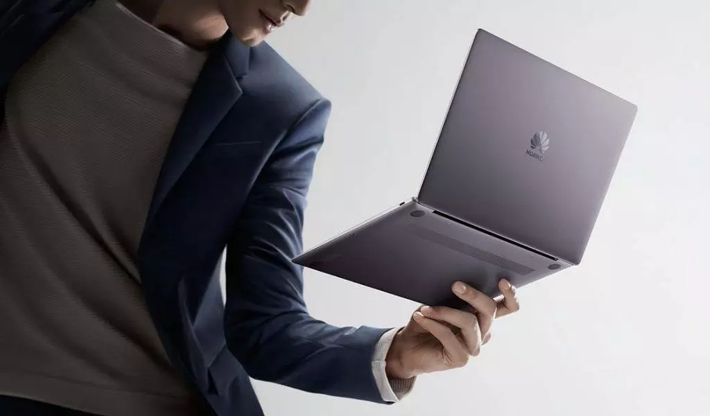 Huawei Matebook 13 ။