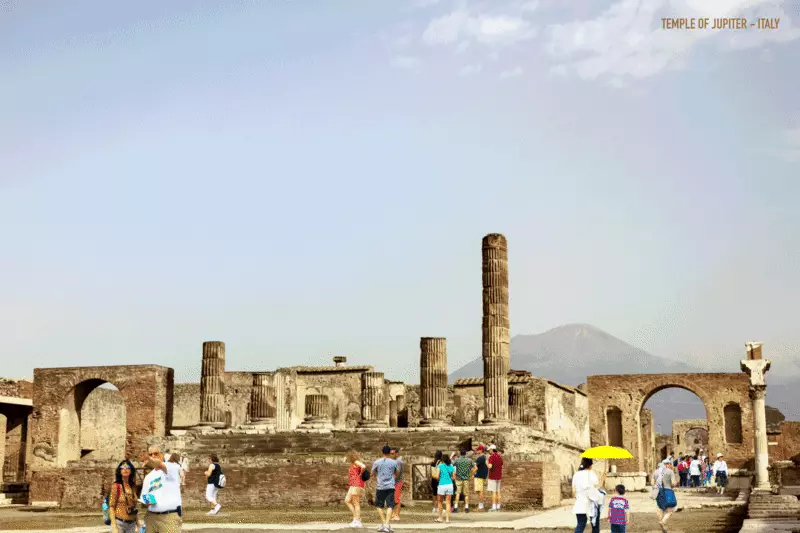 बृहस्पति Pompeii के मंदिर का पुनर्निर्माण