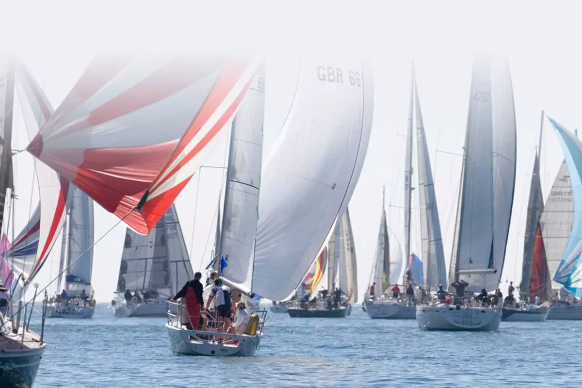 Plachtenie Regatta COWES TÝŽDEŇ