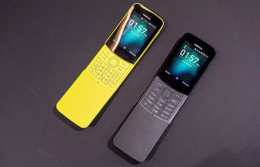 Nokia 8110 4g.