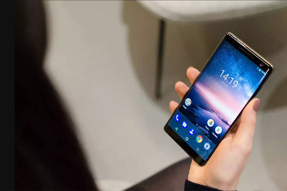 Nokia 8 Sirocco