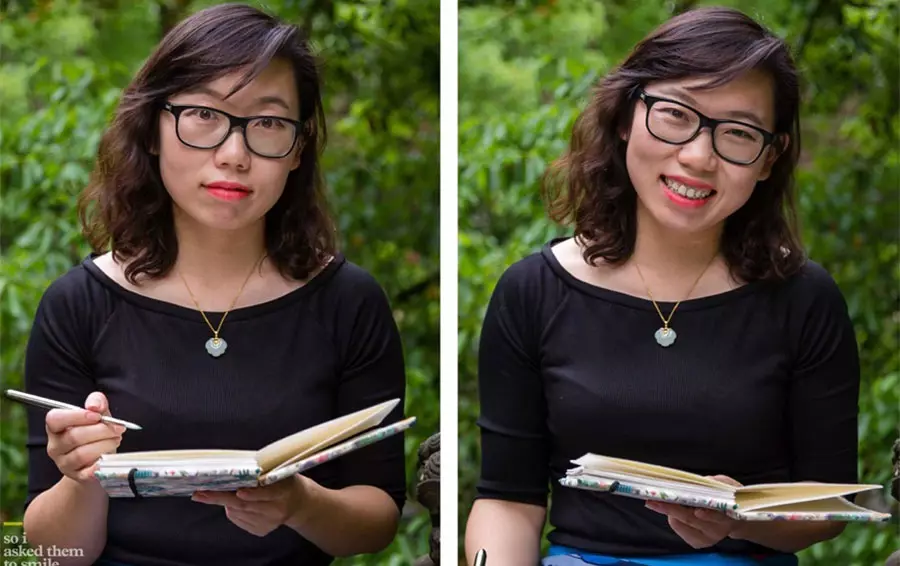 Le photographe a demandé aux gens de sourire