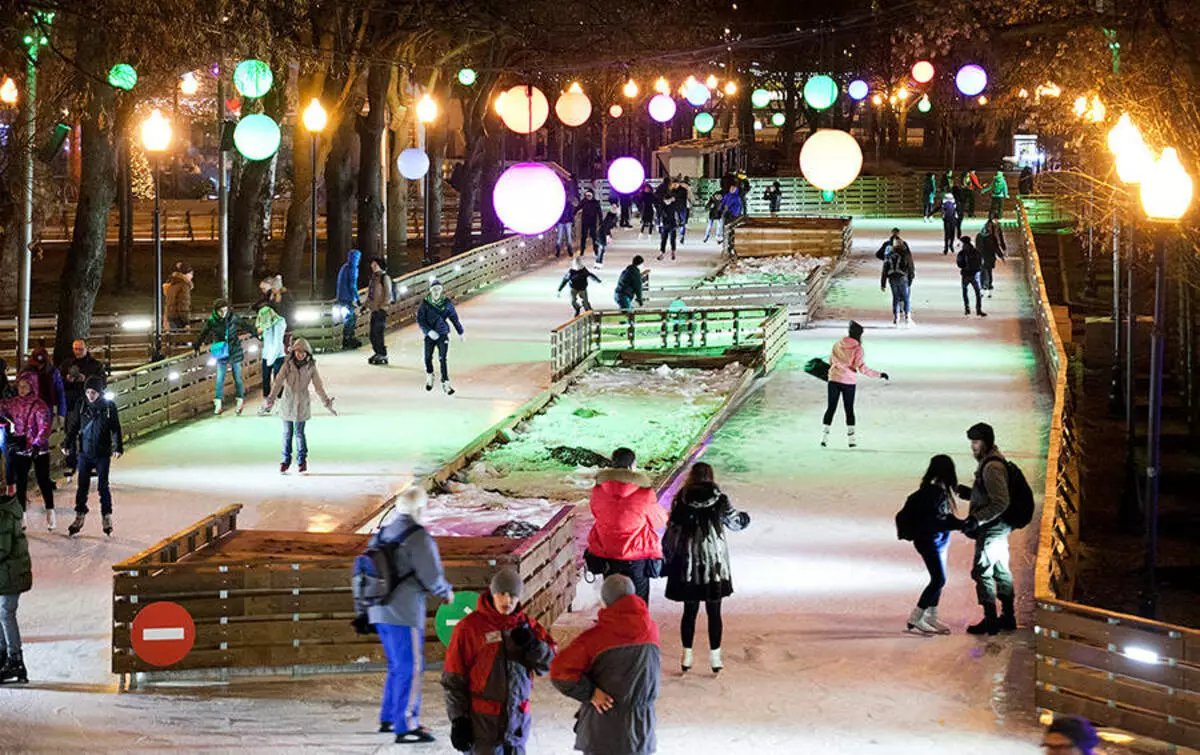 Kluziště bruslení v Gorky Park