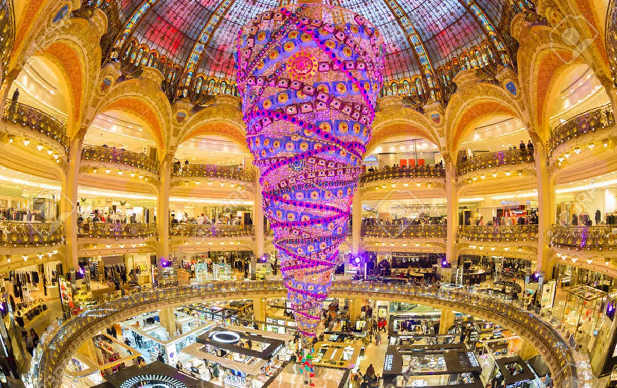 Galeria Lafayette Christmas Tree