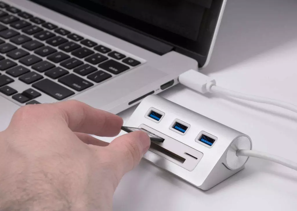 USB HUB.