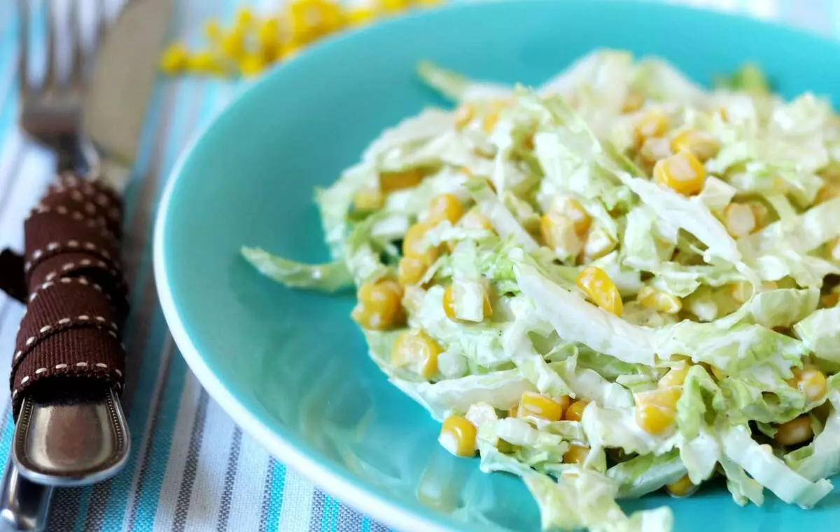 Mufananidzo wechipiri - Salads pane Ambulensi Ruoko: 7 Zvinonaka zvekubika