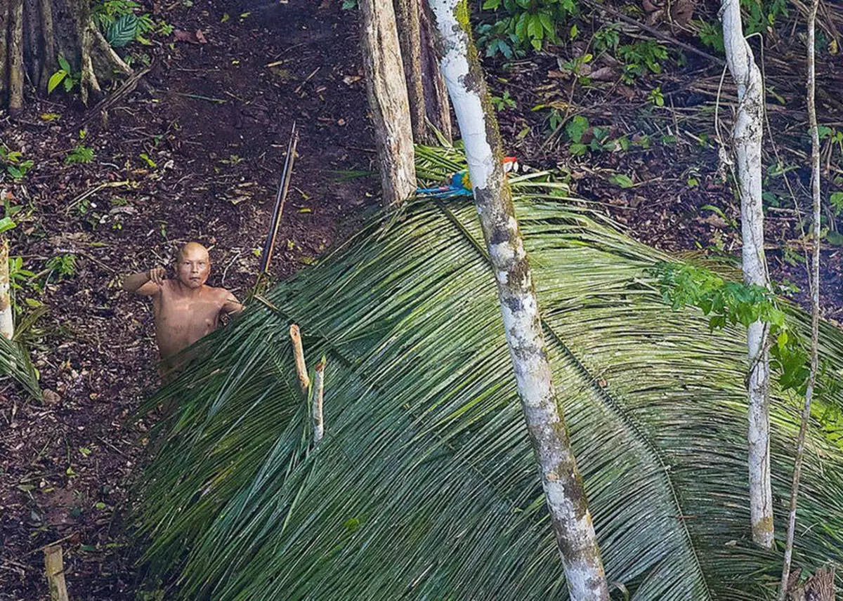 Foto 4 - Fotos incribles dunha tribo que non sabe sobre a nosa civilización