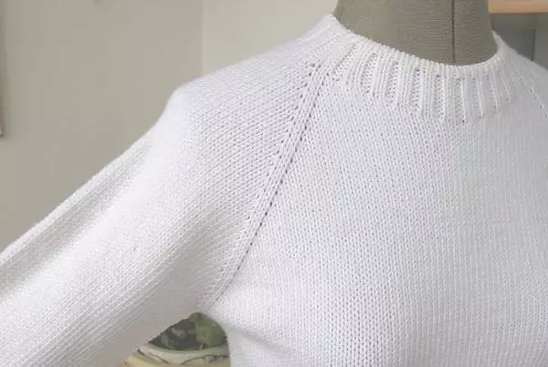 How to Knit Raglan Softs from the neck