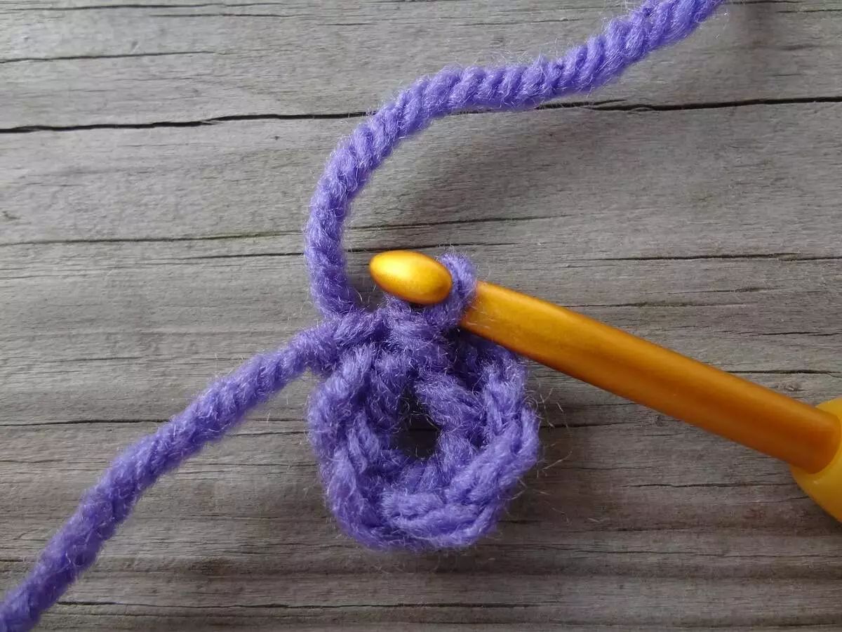 Photo 3 - Comment crier un crochet de tige avec des boucles allongées