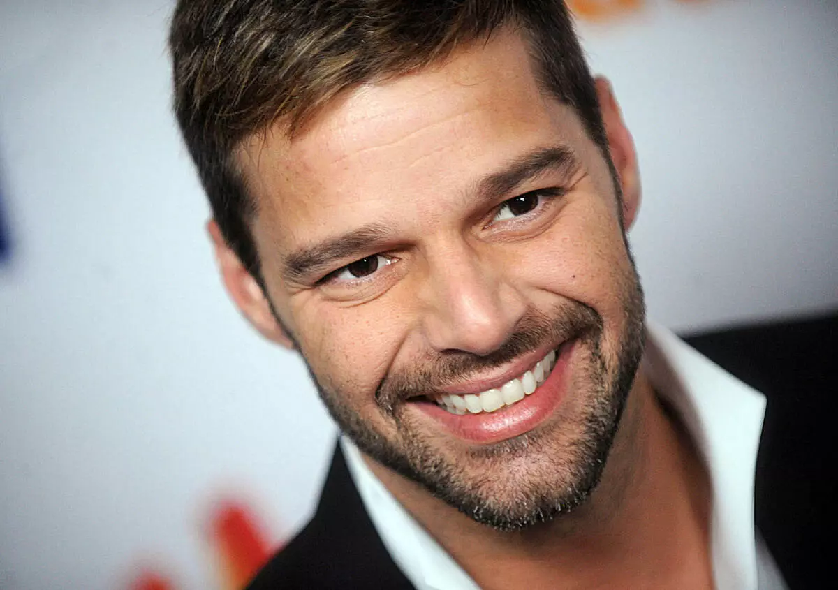 ricky martin.