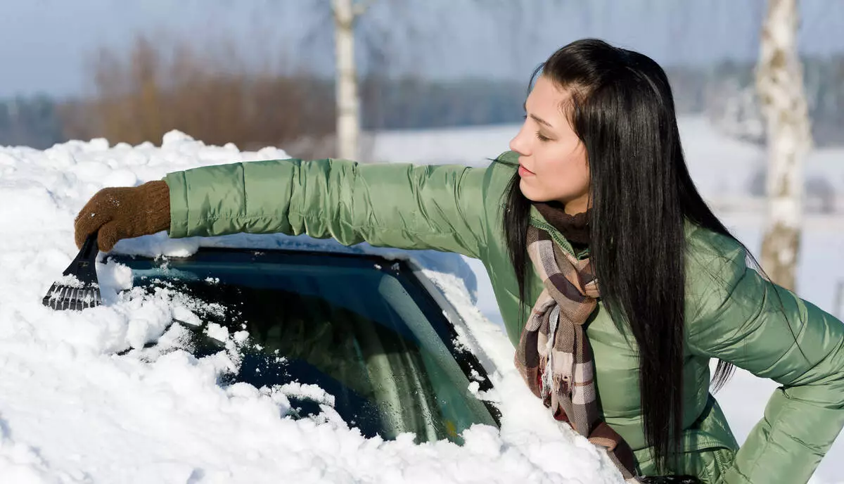 Foto 5 - Wéi een Auto am Frost ufänken