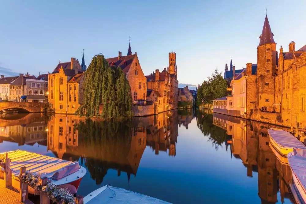 Brugge.