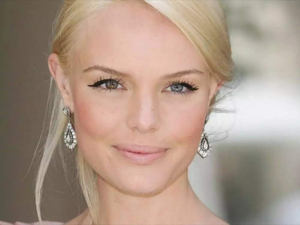 Kate Bosworth.